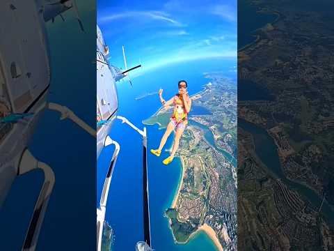 Jumped😱😱 from a height of 80,000 feet while eating water miles#shorts#viral