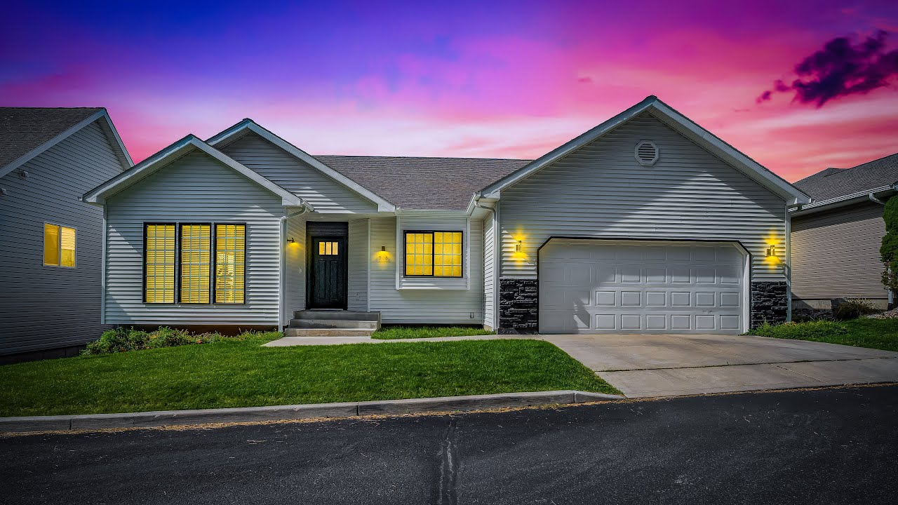 508 W Persimmon Ln, Spokane, WA 99224