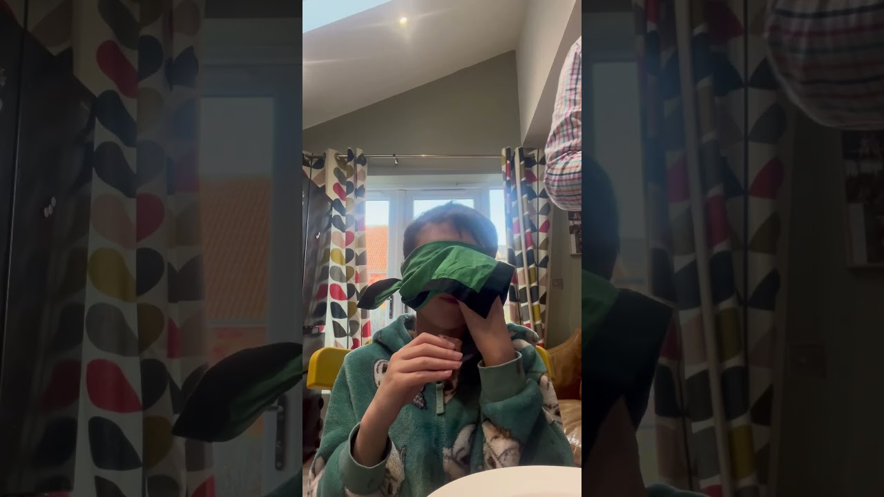 Blind taste test (Australia vs Britain)Tim tam vs penguin