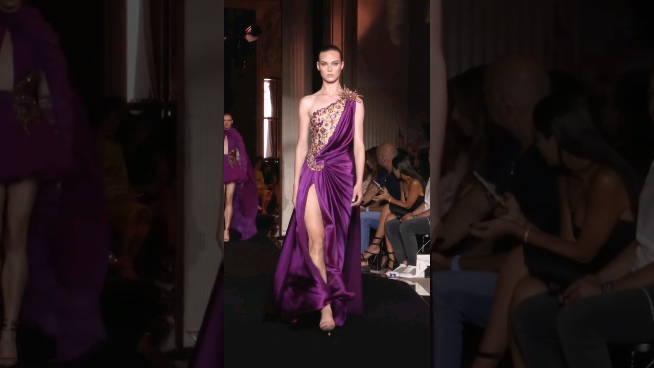 Vika Reza walking for Zuhair Murad Fall-winter 2022/23 Couture show