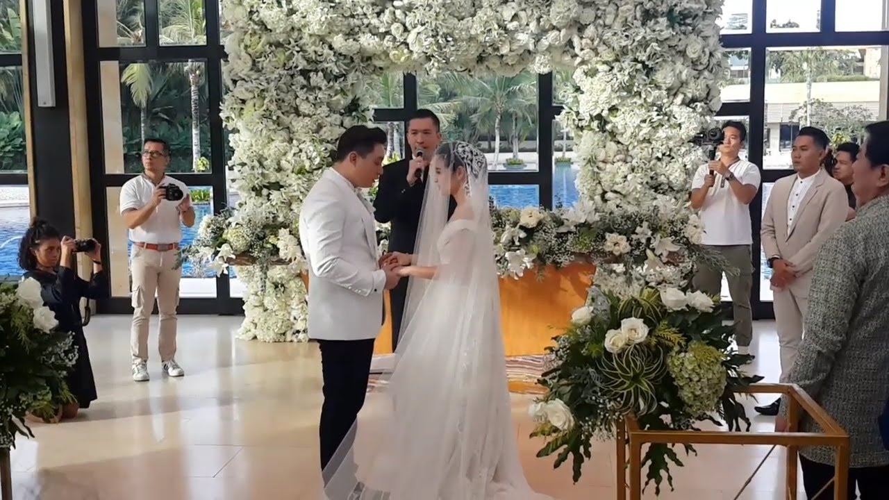 Edric Tjandra dan Venny Chandra Resmi Menjadi Suami Istri - Tribun Video