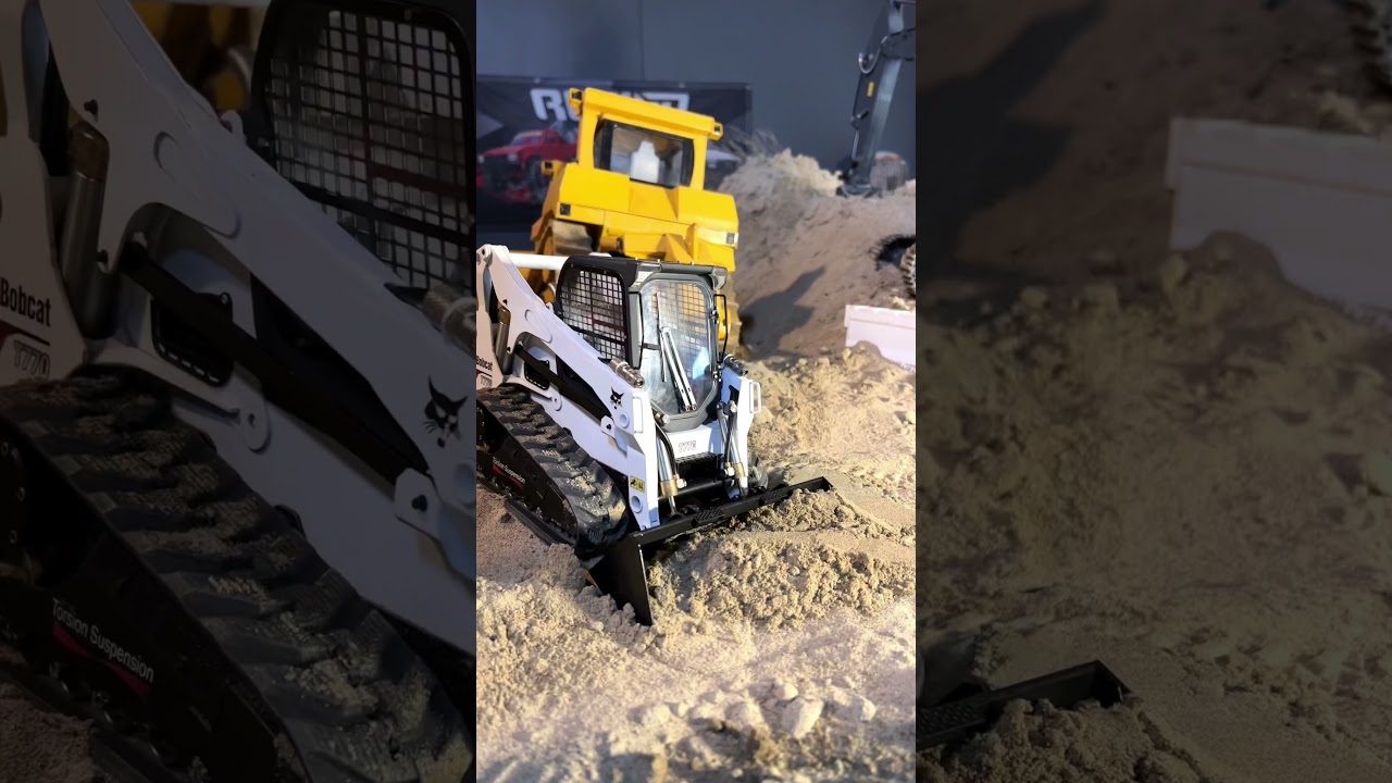 Remote Control BOBCAT!  #rc4wd #heavymachinery #bobcat