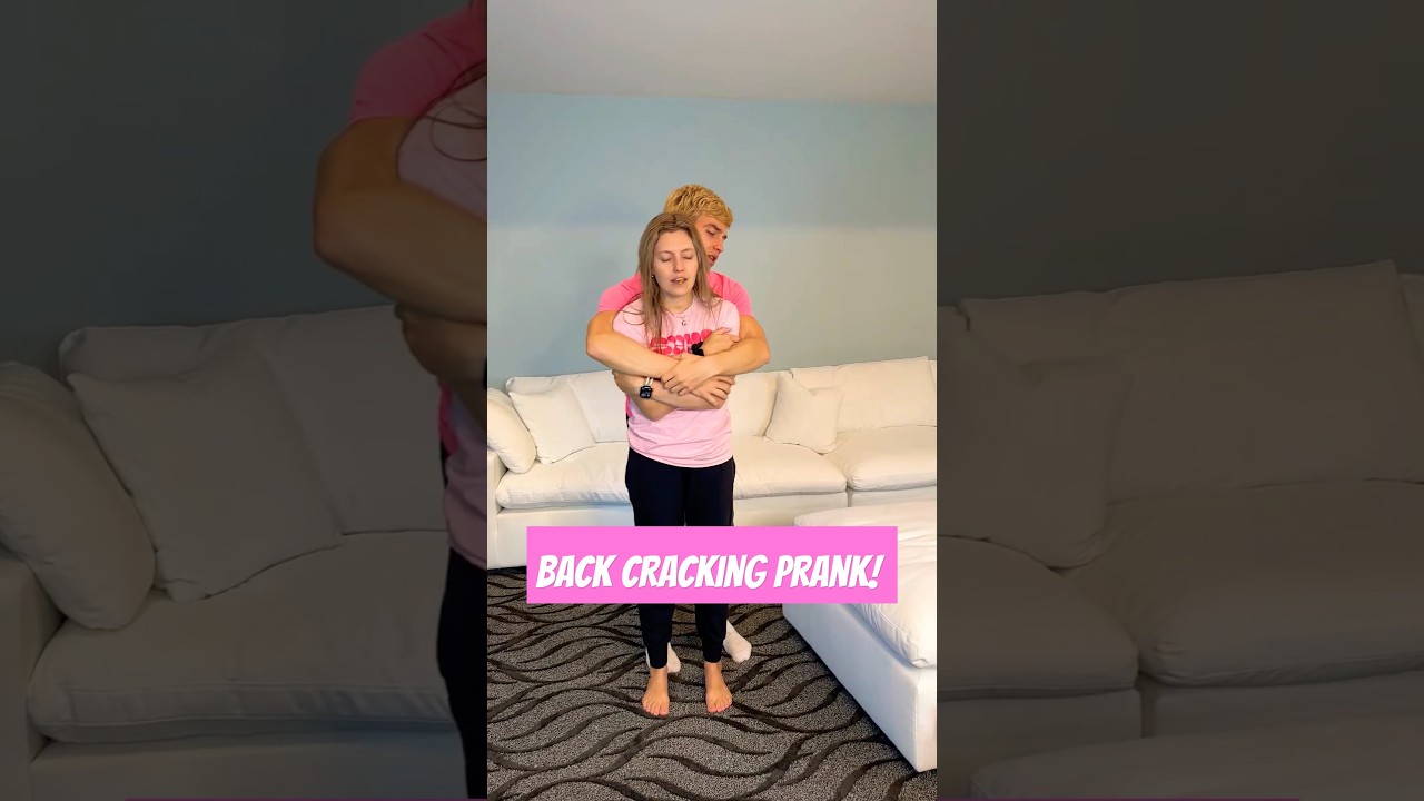 FUNNY and EASY back-cracking PRANK!