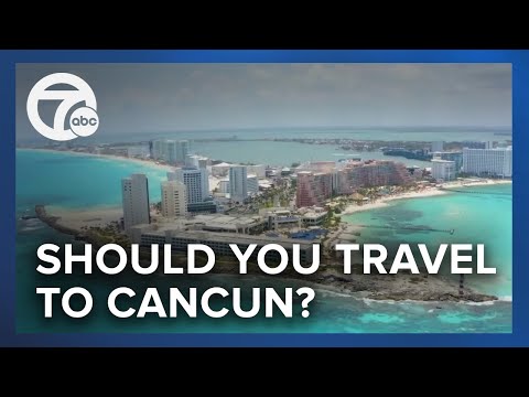 US issues travel advisory for Cancun after disputes between Uber, taxi drivers
