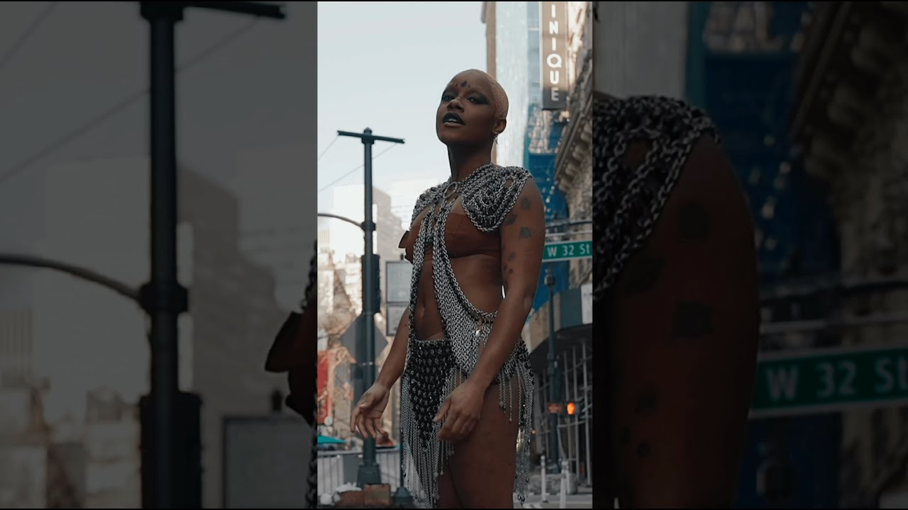 Iniko - Armor (Official Visualizer)