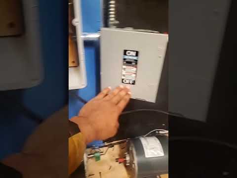 Circuit wiring a two single phace motor with a contactor, transformer, and a stop and start button.