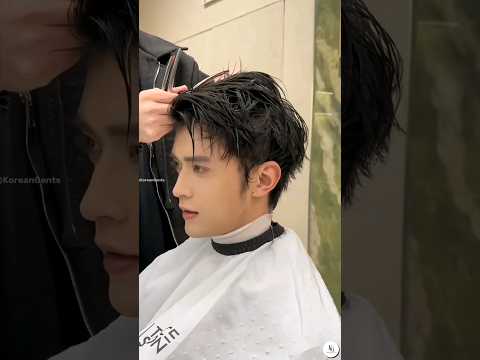 This hairstyle 🇰🇷 | Korean Men's Hairstyles #shorts #viral #trending #hairstyle #haircut #hairstyles