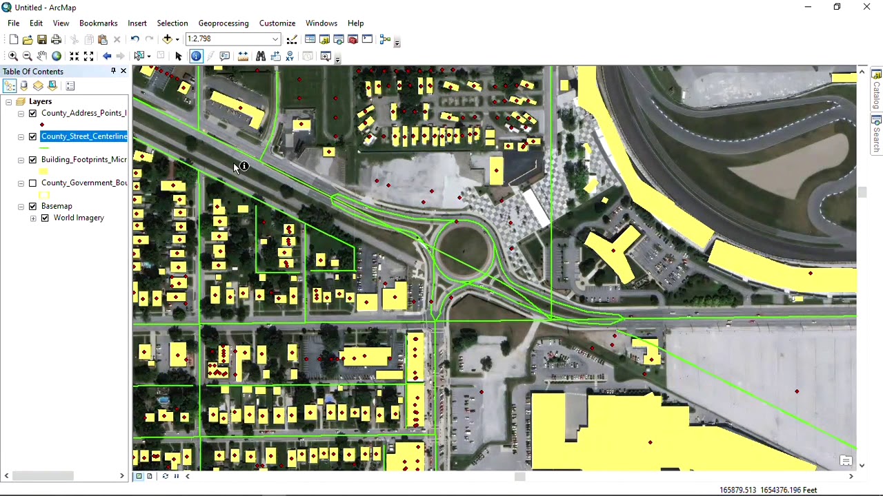 Video 1.1 Using point, line, and polygon data to illustrate abstraction in GIS