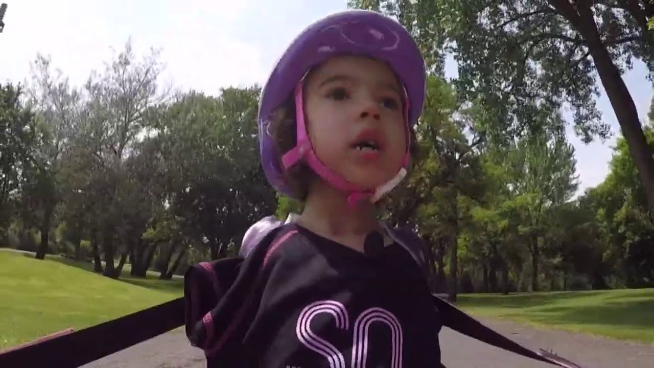 R.E. Pranke, extraordinary girl born without arms