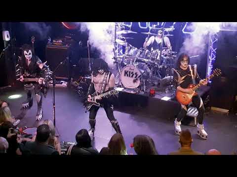 KISS - Black Diamond - KISS THISS - at Musicland Melbourne