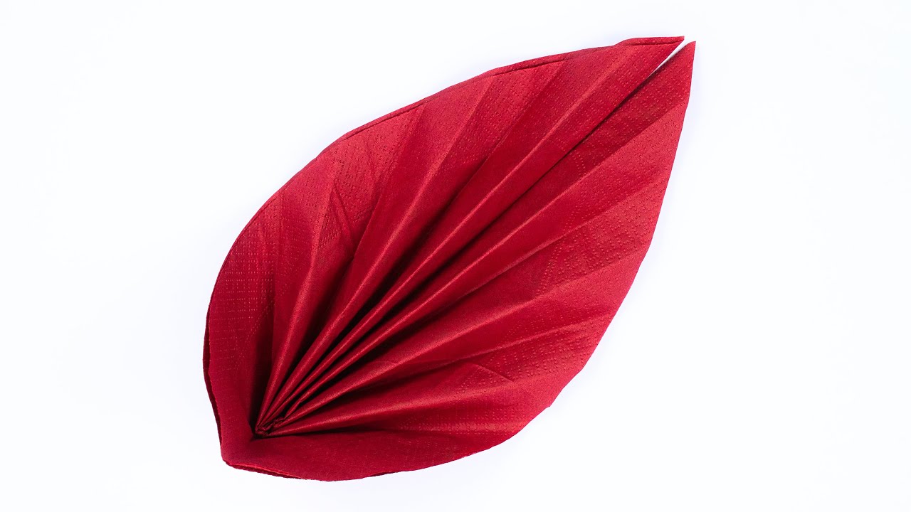 Napkin folding for Thanksgiving 🍂 EASY LEAF