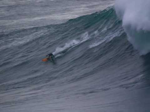 Surfing Ghost Tree Dec 4, 2007 | tubeguidesurf