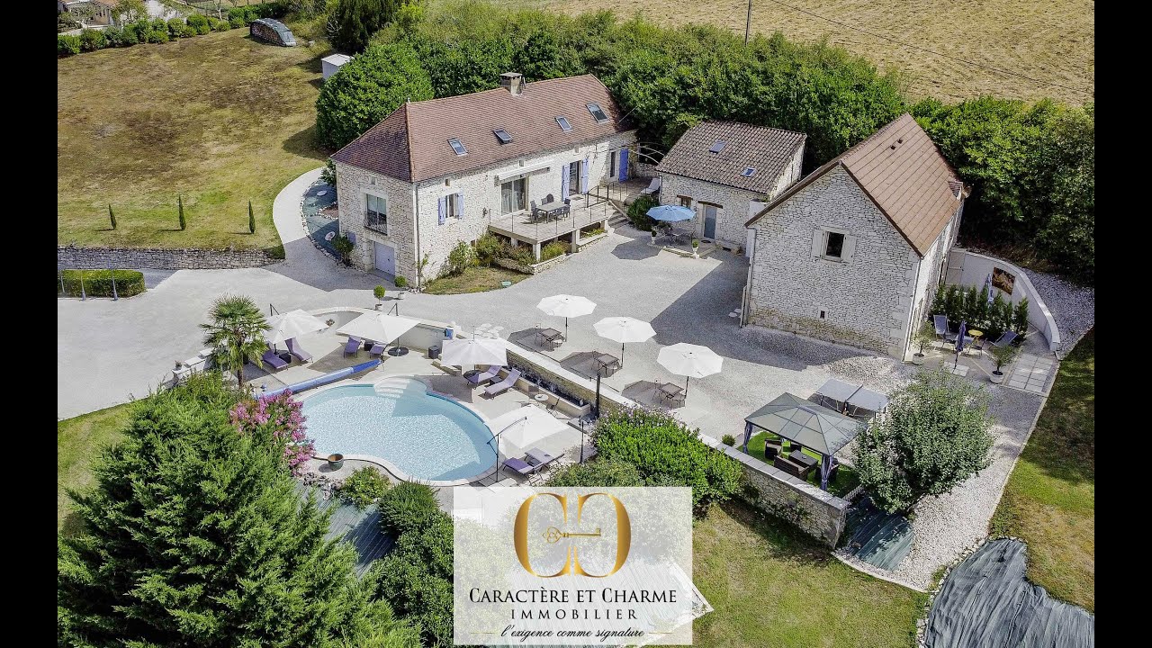 Beautiful stone house with gîte and guest rooms