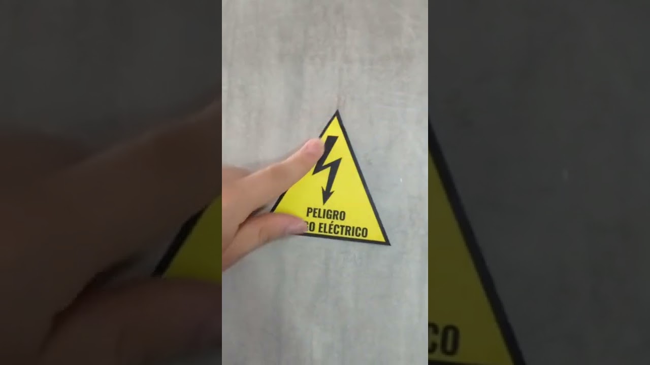 Calcomanía Laminada Riesgo Eléctrico