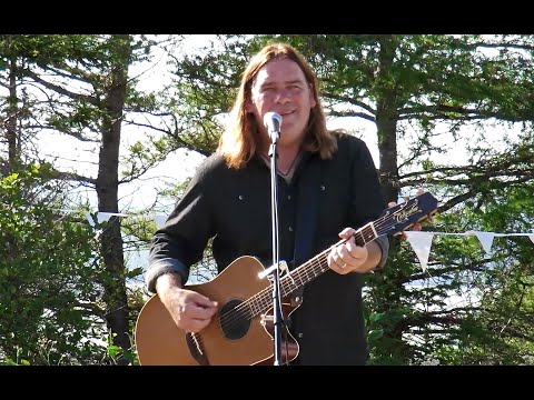 Alan Doyle, Concert In The Park, Shawn Wareham Memorial Park, Garden Cove, Newfoundland (selections)