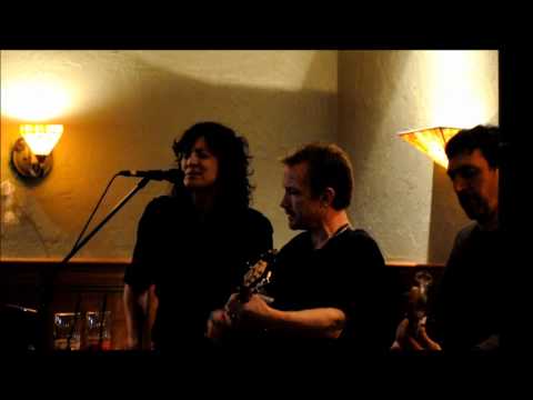 Kim Meredith singing Dress Me Up