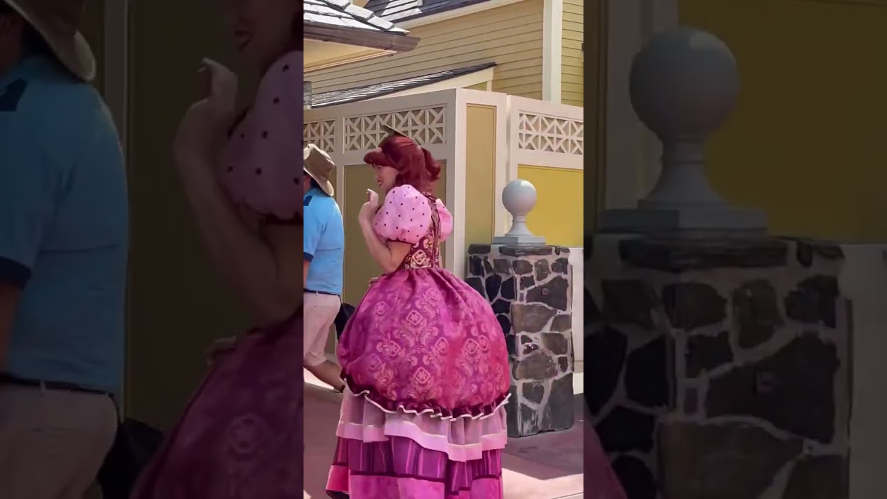 The Evil Step Sisters || Anastasia and Drizella #shorts #disneyworld #cinderella