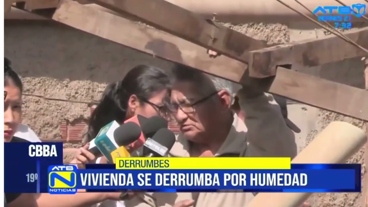 Vivienda se derrumba por humedad - ATB Digital