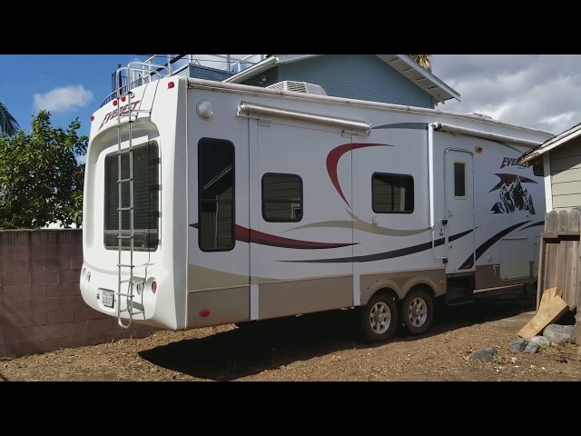 Tiny House Living In A Trailer | Victorian By The Bay