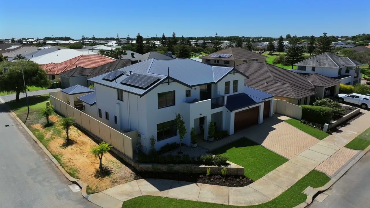 33 Three Bears Loop, Secret Harbour