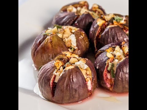 Baked Figs with Goat Cheese and Walnuts
