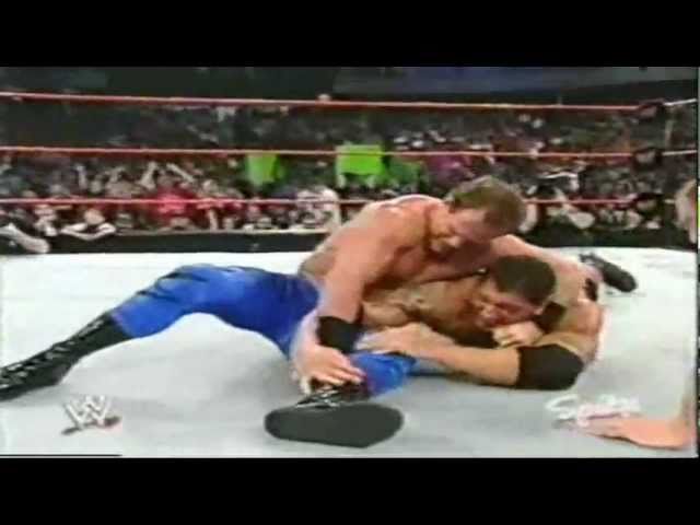Top 5 submission moves in the WWE