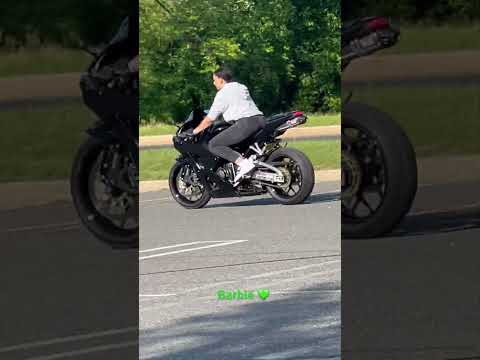 Should you start in a 600 as a beginner?? 😱 #beginners #bikelover #bikegirl #hondacbr600rr