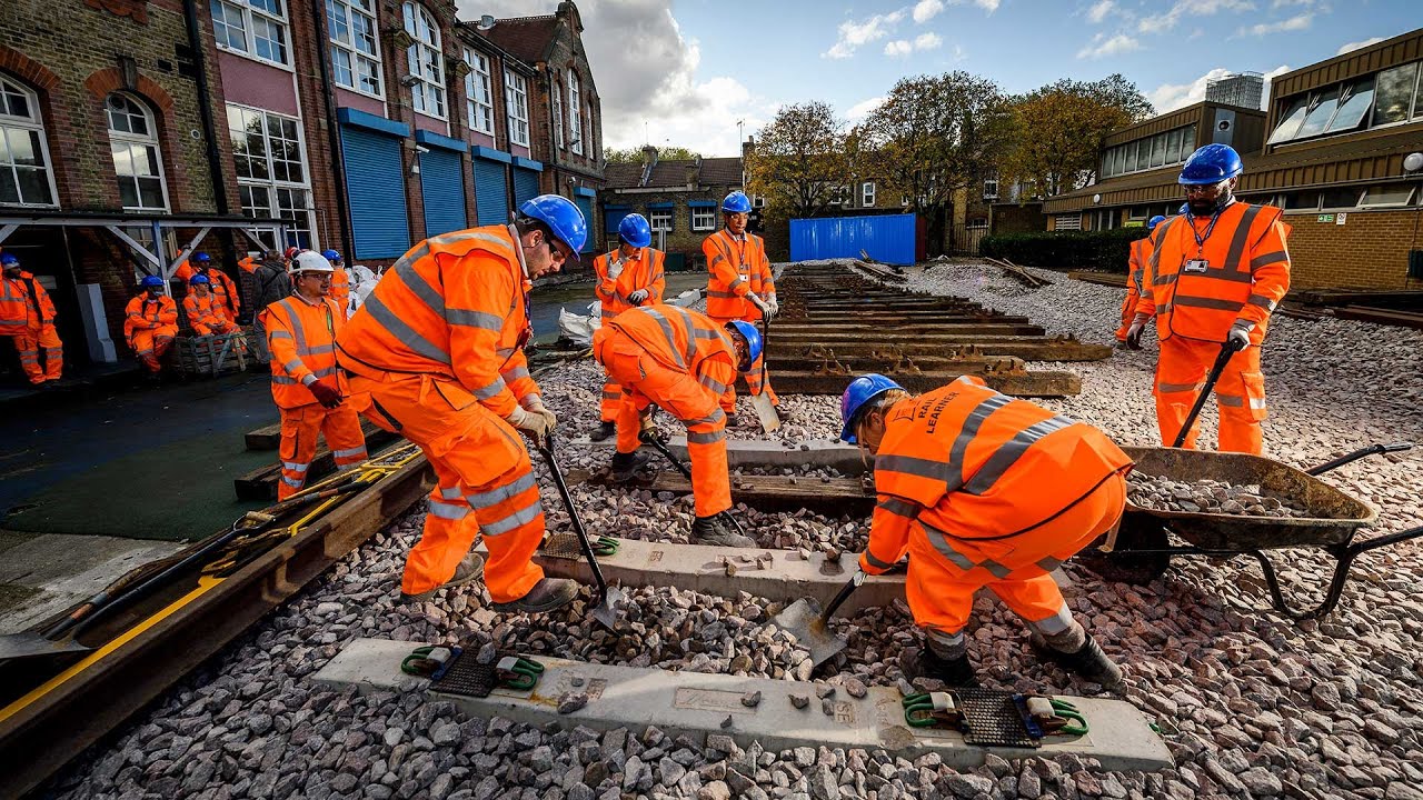 Study Rail Engineering at Newham College