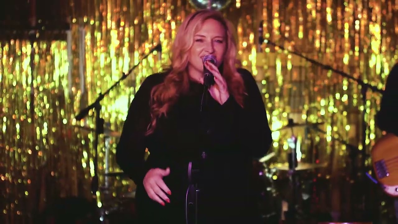 Hire Colleen Orender - Jazz Band in Tupelo, MS | GigSalad