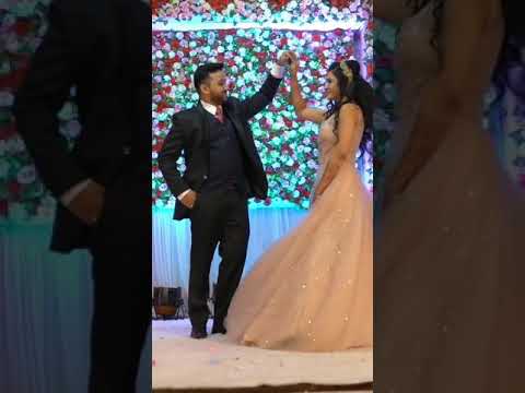 Shimplyanche showpiece nako jiv adkala motyat | Tiktik vajate dokyat | lovecouple | #Shorts