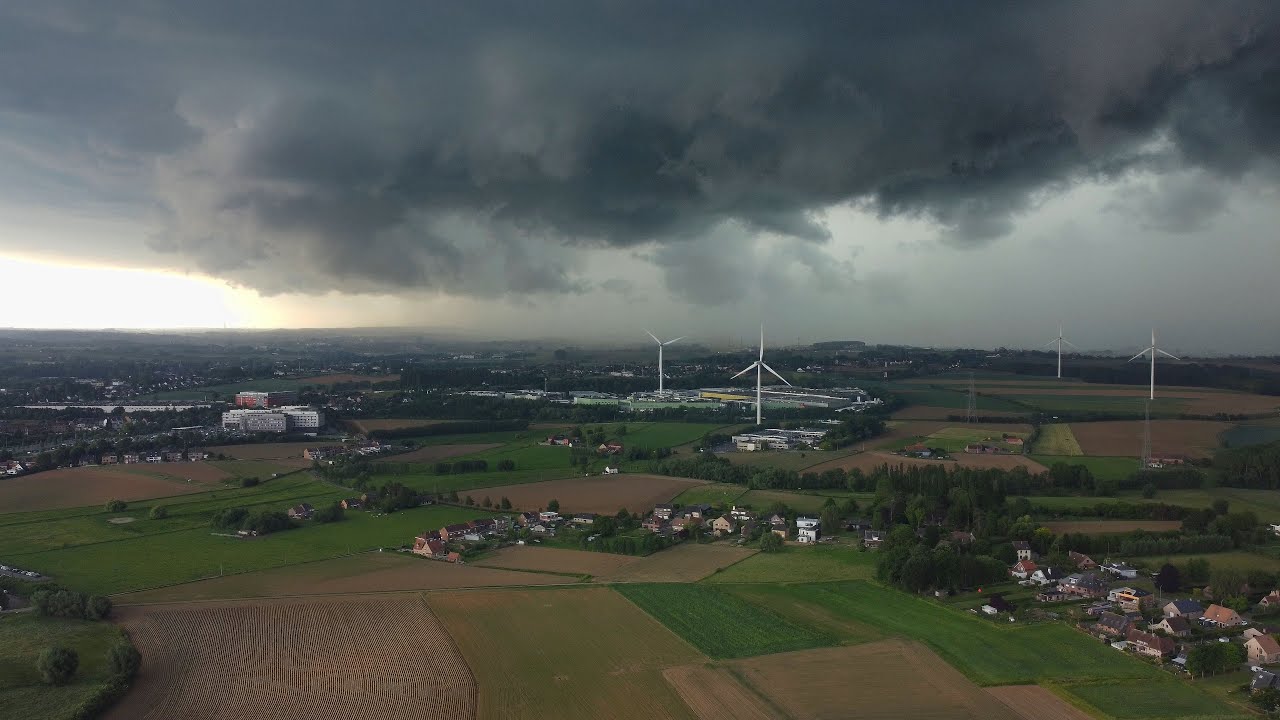 What is Shelf Cloud? | Amazing Storm Cloud Explained