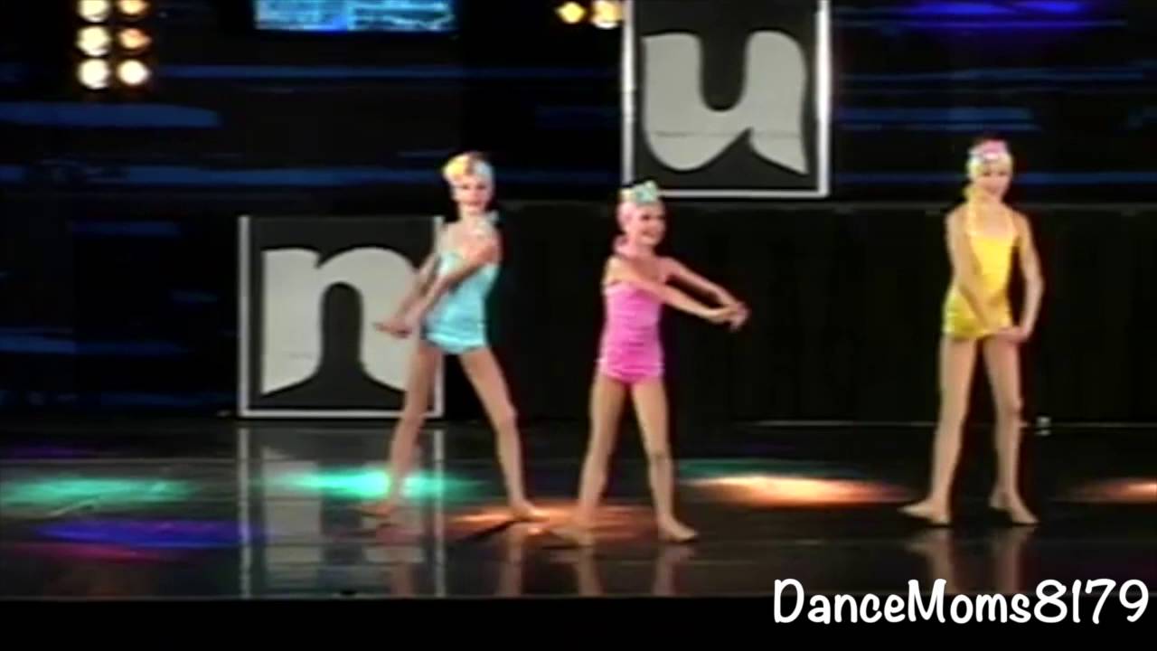 Pin Up Girls - Maddie, Chloe, Paige (FULL)