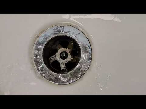 Chieveley Services M4, 2nd Side (Ladies WC) Unbranded, 2017 Commercial sink unit & Airstream Vitesse