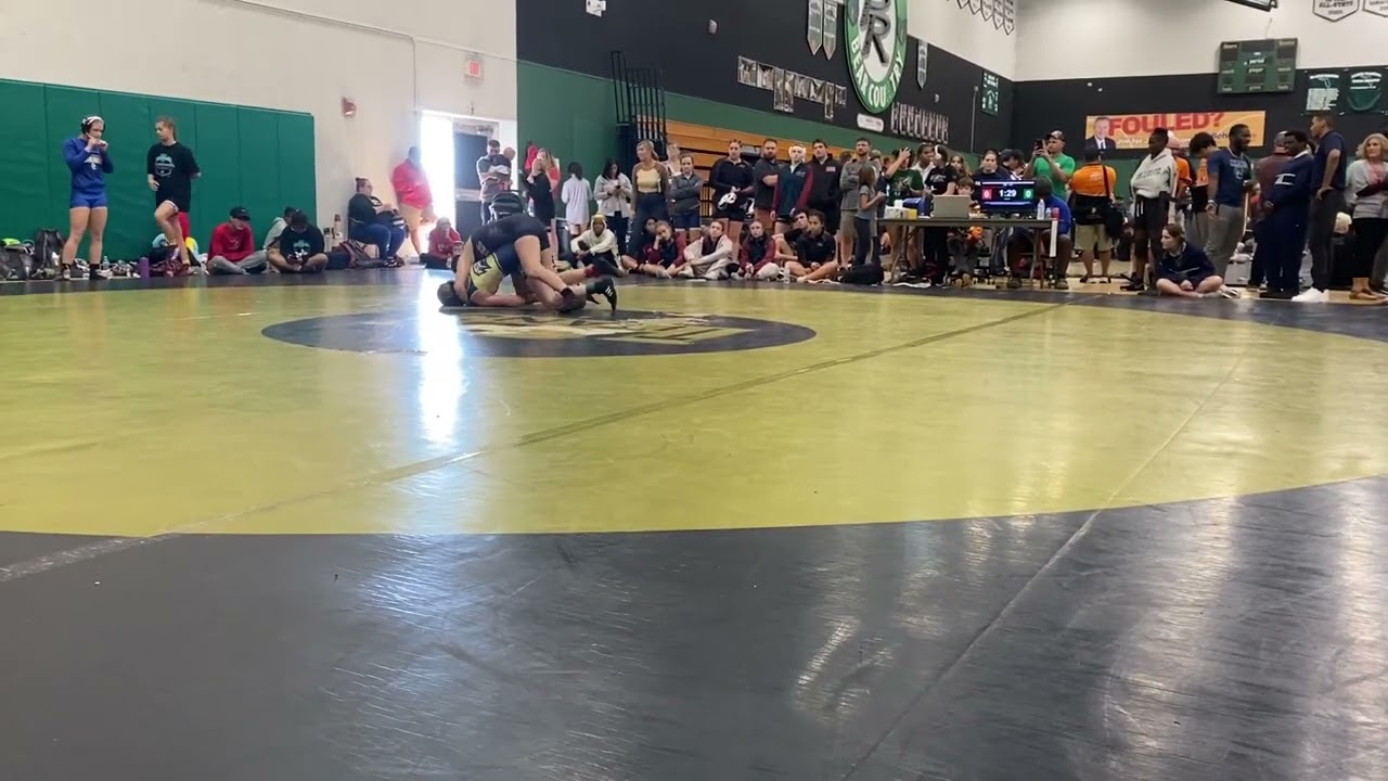 Gabriella Mitchell•120lb regional quarter final•win my pin