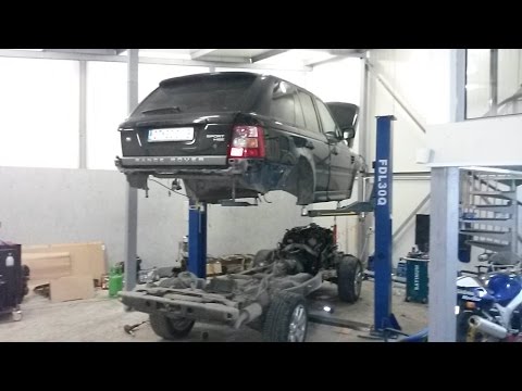 Range Rover Sport Split in Half by Mechanics Just to Repair the Engine ...