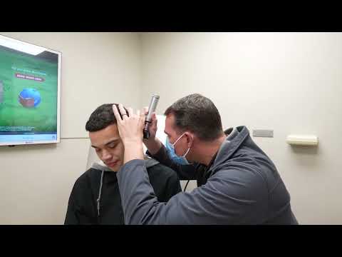 Provider Video Profile: Physicians Assistant, Zachary Henderson, Urgent Care