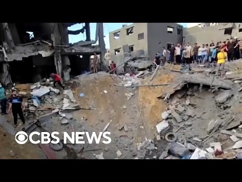 Israeli airstrike hits Gaza refugee camp