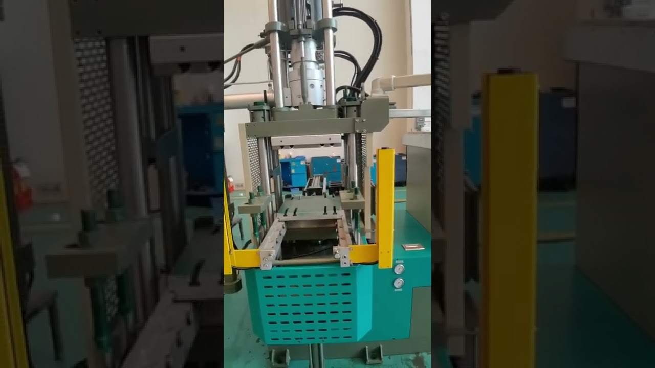 RV50 Vertical Rubber Injection Moulding Machine with Silicone Feeder