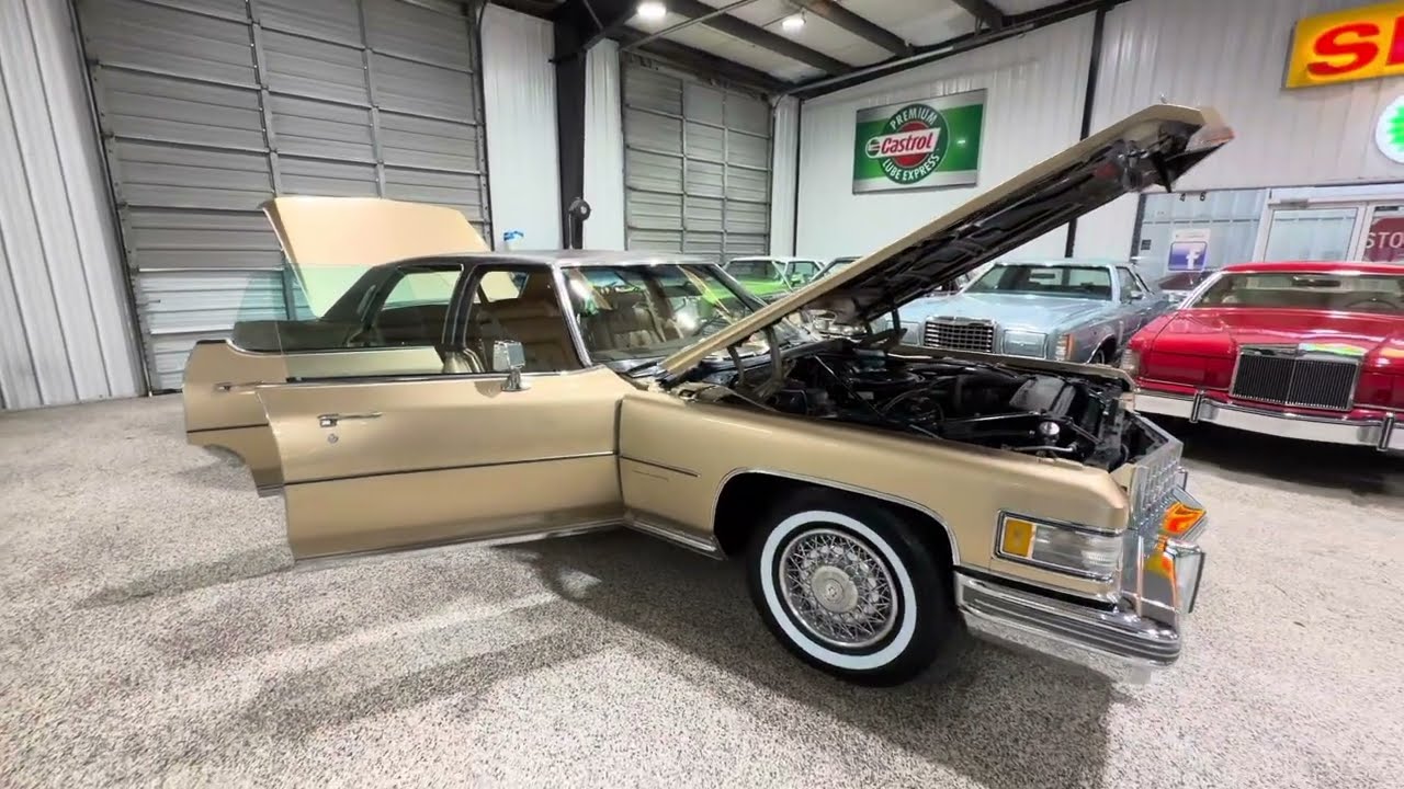 1976 Cadillac Fleetwood Brougham Interior Review!! ONLY 3,800 ACTUAL MILES 
