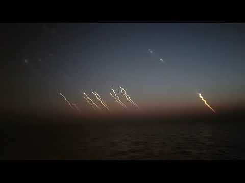 Missiles are flying in the sky. Between Iran and Israel conflict.16.06.2025 #virul #news #warzone