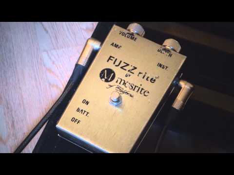Mosrite Fuzzrite - ranked #179 in Fuzz Pedals | Equipboard