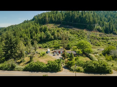 99355 Lone Pine Ln, Myrtle Point, OR 97458