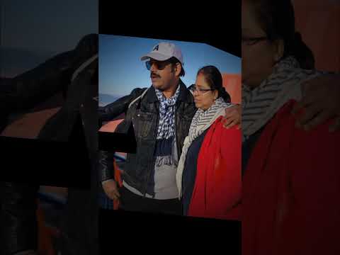 Ravi kishan with his wife #jaisansochalerahali #whatsappstatus #trending #viral #ytshorts