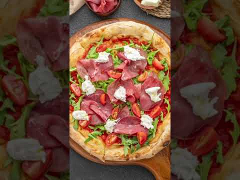 Come check out our #menu!زورونا لتذوق أشهى قائمة طعام #pizza #fresh #italian