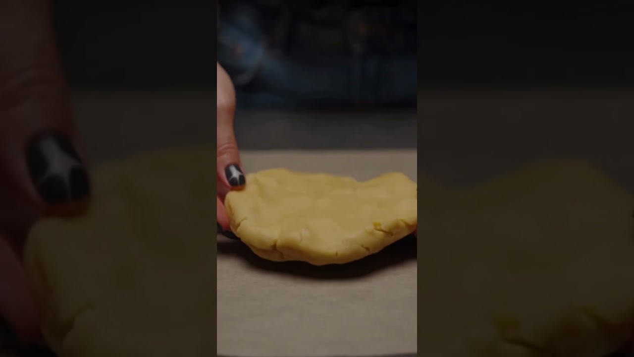 QUICK WAY TO MAKE TARTE TATIN WITH PEARS