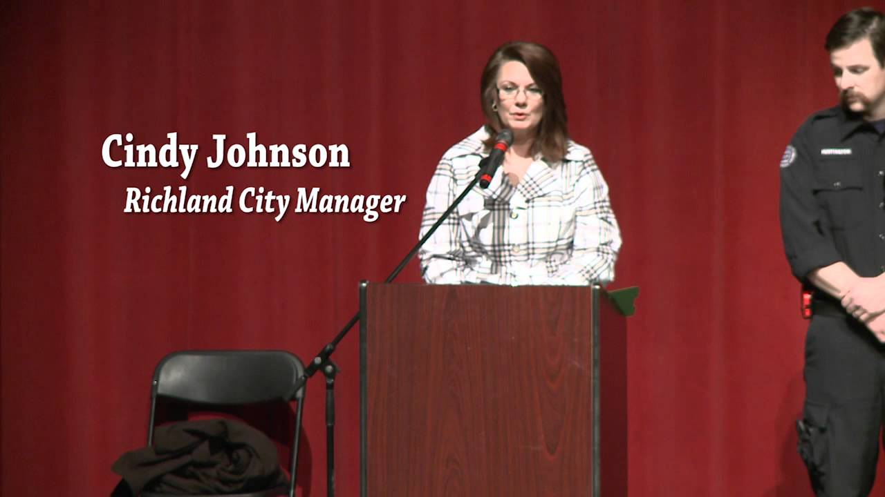 Richland High School staff and students honored.