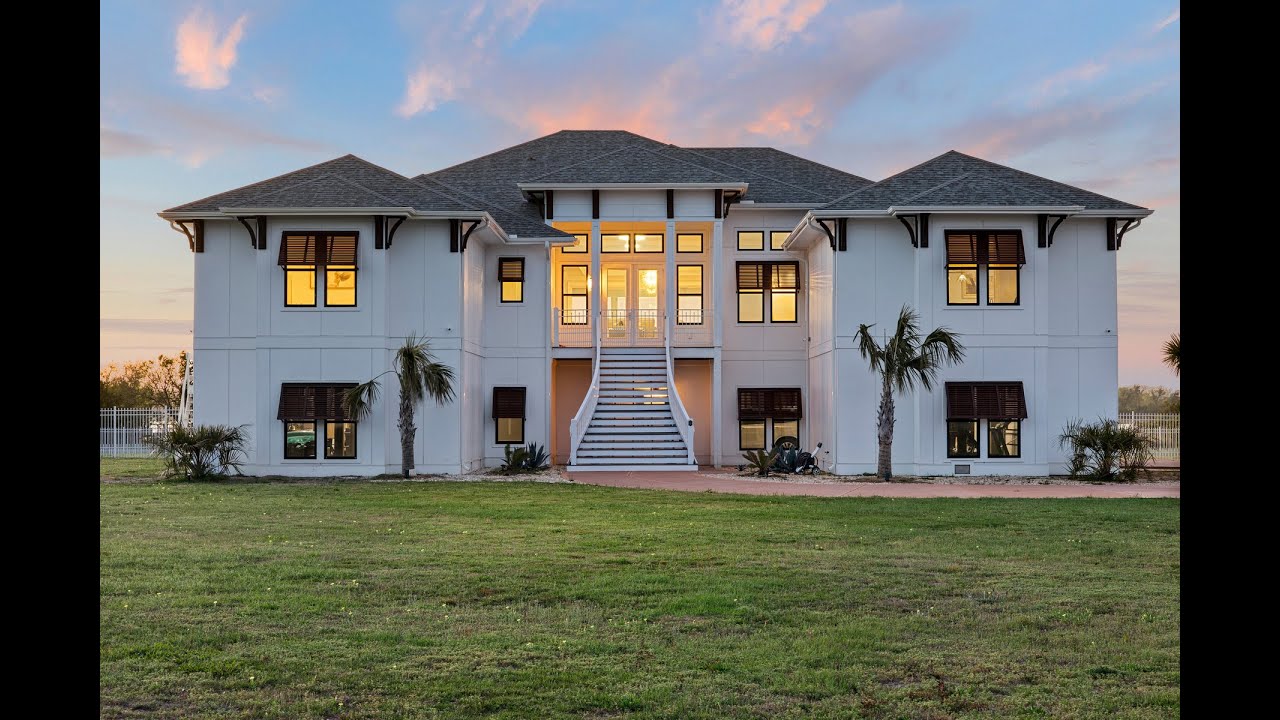 16 Hunter Heath Drive