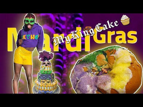 How To Make Cinnamon Roll King Cake 🎂 😋