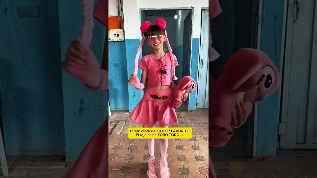 #profejesusandres CLOTHES IN MY FAVORITE COLOR AND YOURS?