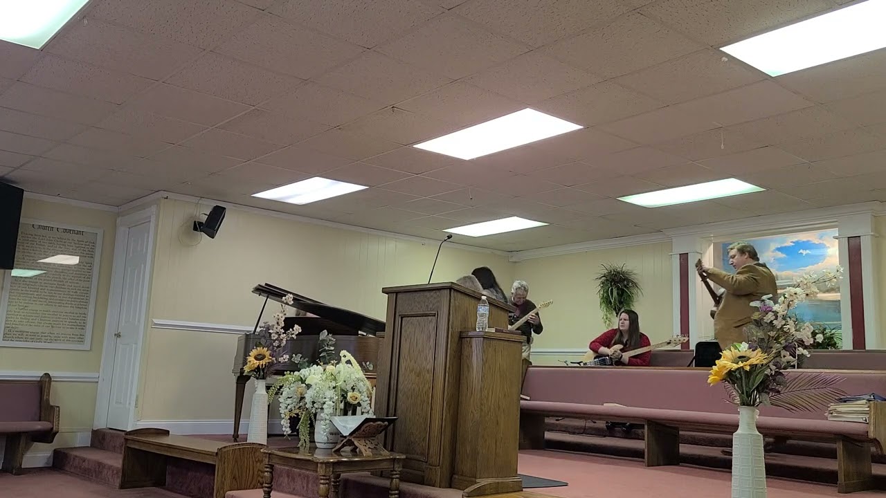 Bro. Richard Dehart preaching